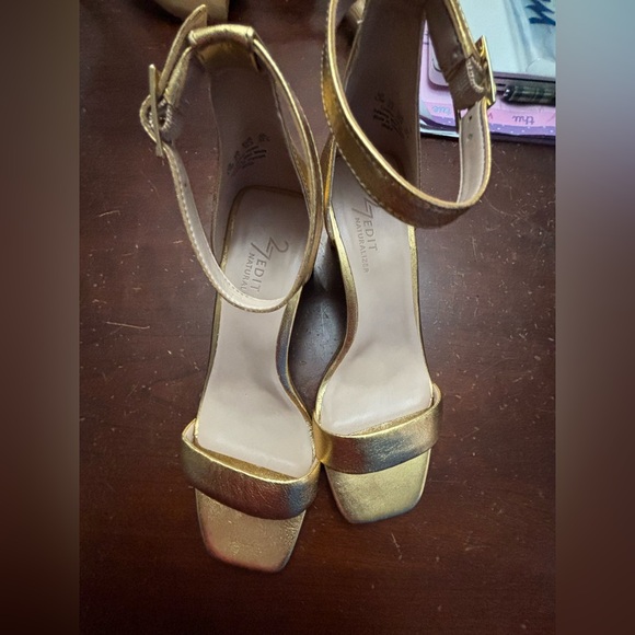 27 EDIT | Shoes | 27 Edit 2 Heels Metallic Gold Womans Party Old Money ...